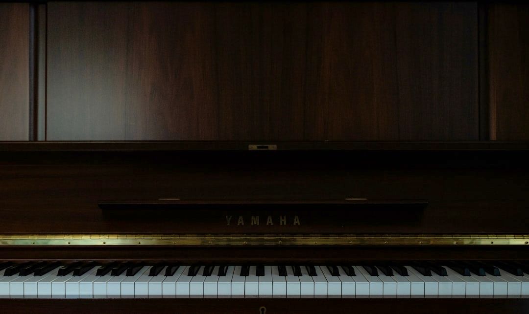 How to Craft a Compelling Pitch for Playlist Curators